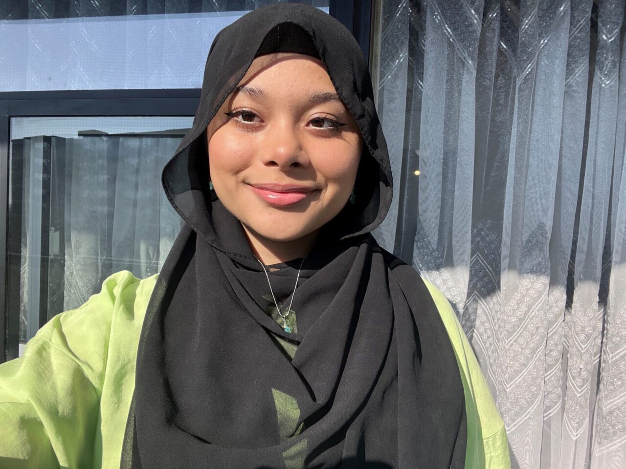 Tamkin found the perfect scholarship to study sciences after Pathways - Pathways to Education